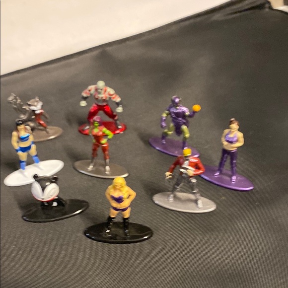 Marvel | Toys | Marvel Superhero Mini Figures Set | Poshmark